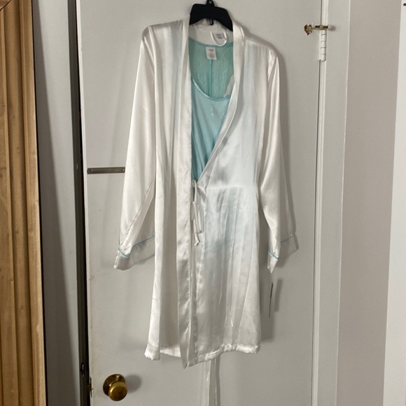 Apt. 9 | Intimates & Sleepwear | Nwtbride Bathrobe And Nighty Set ...